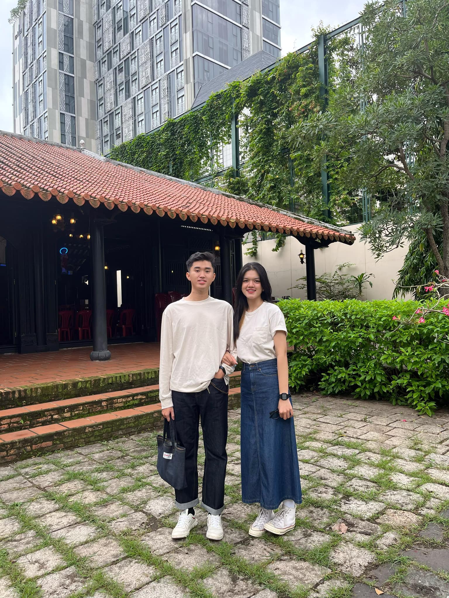 FRIDAYFIT #25: Cộng đồng VNRD mặc gì tuần này?